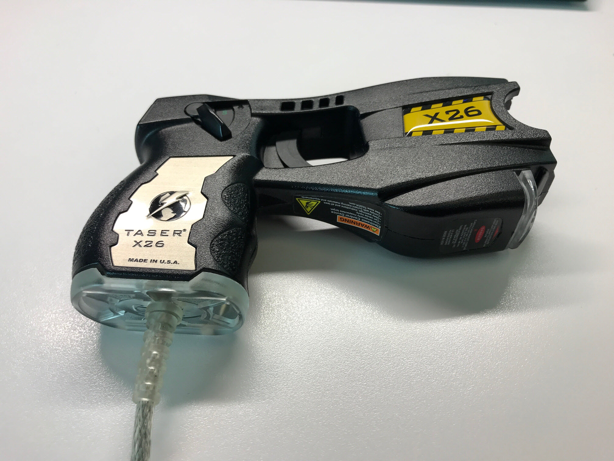 Connecting a TASER device to Evidence Sync